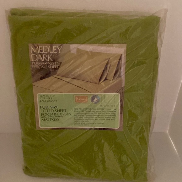 Sears | Bedding | Vintage Sears Medley Green Solid Full Bed Fitted ...